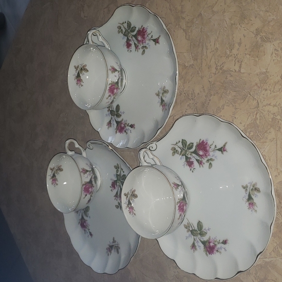 Source Unknown | Kitchen | Vintage Marked Bella Rose Moss Rose Snack ...